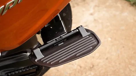TVS Jupiter 125 Pillion Footrest Image - BikeWale