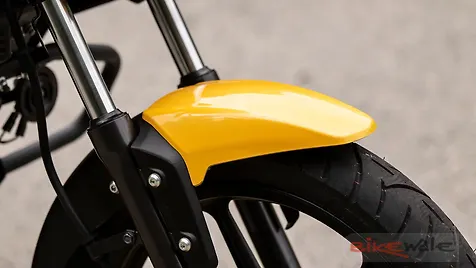 TVS Radeon Front Mudguard Image - BikeWale