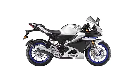 Yamaha R15 V4 Right Side View Image - BikeWale