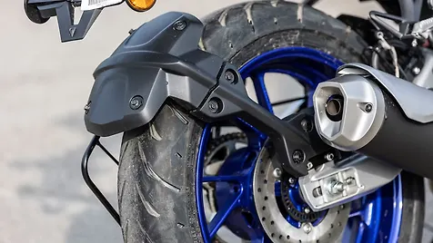 Yamaha R15 V4 Rear Wheel Floting Hugger Image - BikeWale