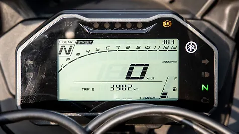 Yamaha R15 V4 Speedometer Image - BikeWale