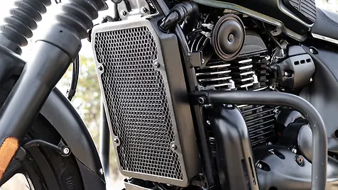Yezdi Roadster Radiator Image - BikeWale