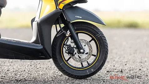 Yamaha Ray ZR 125 Front Wheel Image - BikeWale