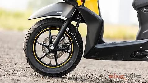 Yamaha Ray ZR 125 Front Wheel Image - BikeWale