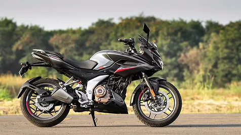 Bajaj Pulsar F250 Right Side View Image - BikeWale
