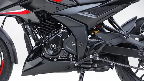 Bajaj Pulsar N250 Engine From Left Image - BikeWale