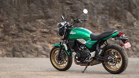Kawasaki Z650RS Left Rear Three Quarter Image - BikeWale