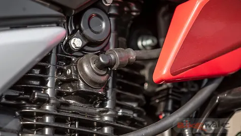 Bajaj Pulsar F250 Engine From Right Image - BikeWale