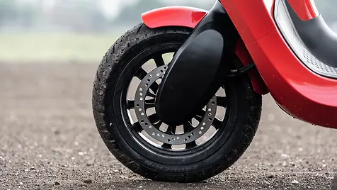 OLA S1 Pro Front Alloy Wheel Image - BikeWale