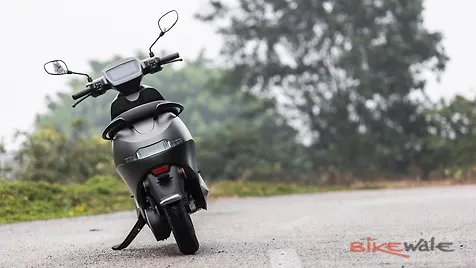 OLA S1 Pro Rear View Image - BikeWale