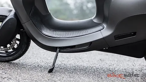 OLA S1 Pro Side Stand Image - BikeWale