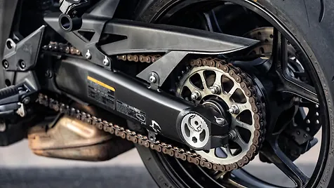 Kawasaki Ninja 1000 Drive Chain and Sprocket Image - BikeWale