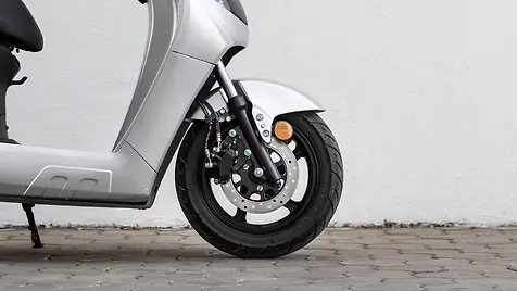 Bounce Infinity E1 Front Alloy Wheel Image - BikeWale