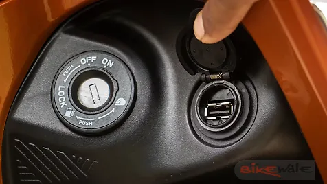 TVS Jupiter 125 USB Charging Port Image - BikeWale