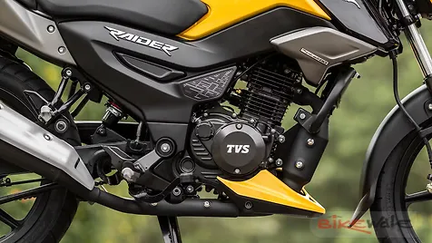 TVS Raider 125 Engine From Right Image - BikeWale