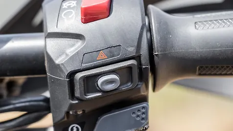 Yezdi Adventure Hazard Warning Lights Switch Image - BikeWale