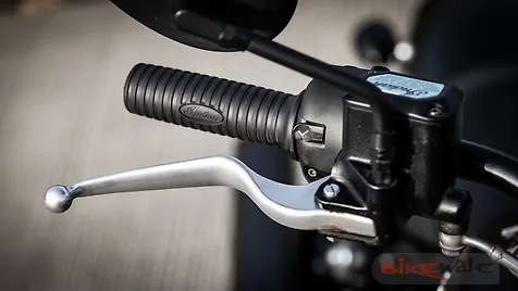 Indian Chief Dark Horse Clutch Lever Image - BikeWale