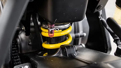 Yamaha MT 15 V2 Mono Shock Absorber Image - BikeWale