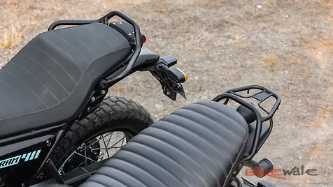 Royal Enfield Scram 411 Bike Seat Image - BikeWale