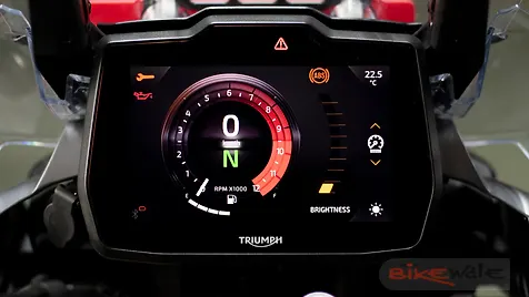 Triumph Tiger 1200 TFT / Instrument Cluster Image - BikeWale
