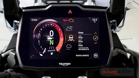 Triumph Tiger 1200 TFT / Instrument Cluster Image - BikeWale