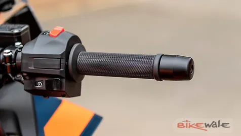 KTM RC 390 [2020] Handle Bar Image - BikeWale