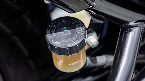 Royal Enfield Hunter 350 Rear Brake Fluid Reservoir Image - BikeWale