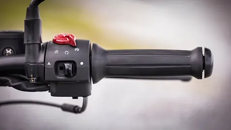 Royal Enfield Hunter 350 Right Side Handelbar Throttle Grip Image ...