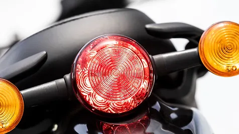 Royal Enfield Hunter 350 Tail Light Image - BikeWale