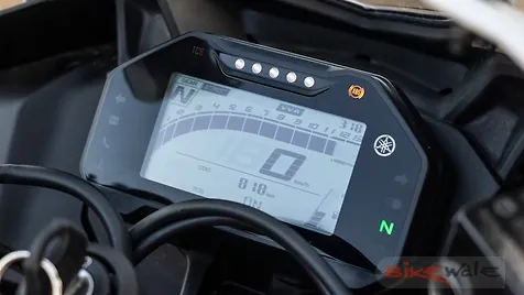 Yamaha R15 V4 TFT / Instrument Cluster Image - BikeWale