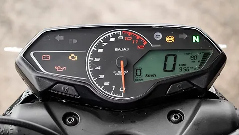 Bajaj Pulsar N160 Trip Meter Image - BikeWale