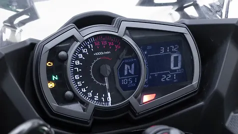 Kawasaki Ninja 400 Fuel Gauge Image - BikeWale
