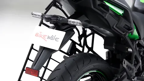 Kawasaki Versys 650 Rear Reflex Reflector Image - BikeWale