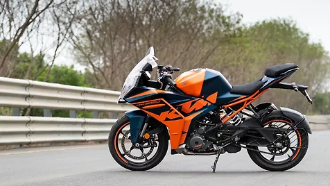 KTM RC 390 Left Side View Image - BikeWale