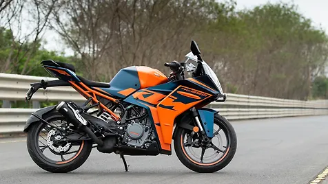KTM RC 390 Right Side View Image - BikeWale