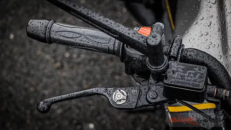 TVS Ronin Handle Bar Image - BikeWale