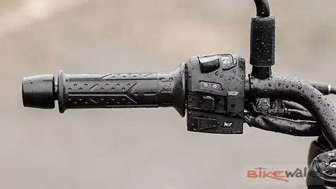 Bajaj Pulsar N160 Handle Bar Image - BikeWale