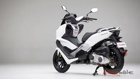 Keeway Vieste 300 Left Side View Image - BikeWale