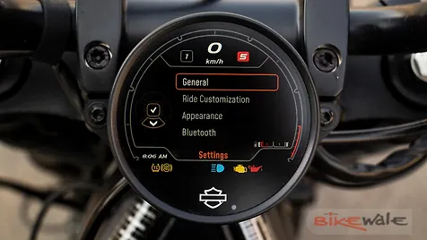 Harley-Davidson Sportster S TFT / Instrument Cluster Image - BikeWale