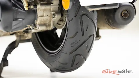 Keeway Sixties 300i Rear Wheel Image - BikeWale