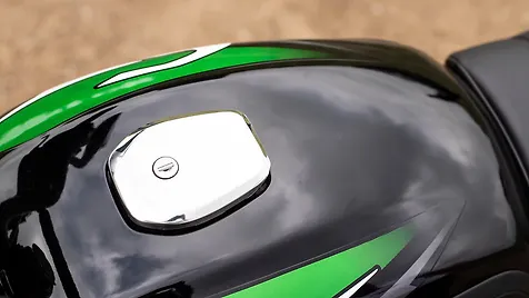 Bajaj CT 125X Fuel Tank Image - BikeWale