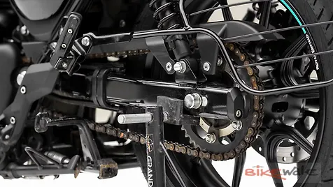 Royal Enfield Hunter 350 Chain Cover Image - BikeWale