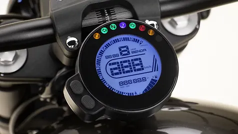Keeway V302C Speedometer Image - BikeWale