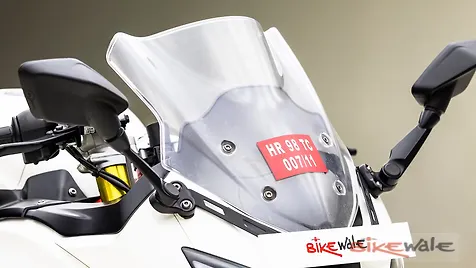 BMW G310 RR windscreen Image - BikeWale
