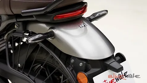 TVS Ronin Rear Mudguard Image - BikeWale