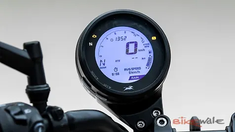 TVS Ronin TFT / Instrument Cluster Image - BikeWale