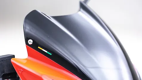 TVS Apache RTR 160 Visor Image - BikeWale