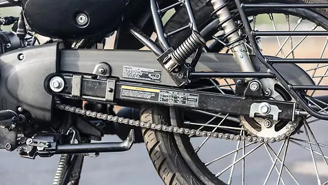 Kawasaki W175 Drive Chain and Sprocket Image - BikeWale