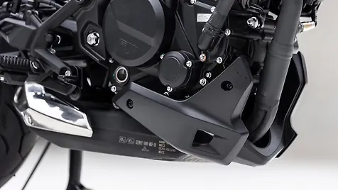 Keeway K300 N Engine Cowl Image - BikeWale