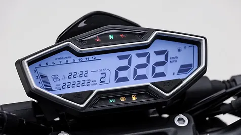 Keeway K300 N Speedometer Image - BikeWale